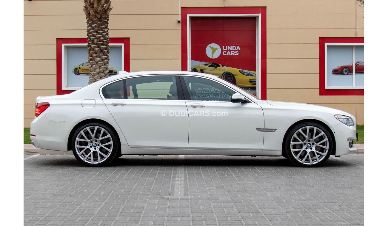 Used BMW 750Li F02 2014 for sale in Dubai - 550156