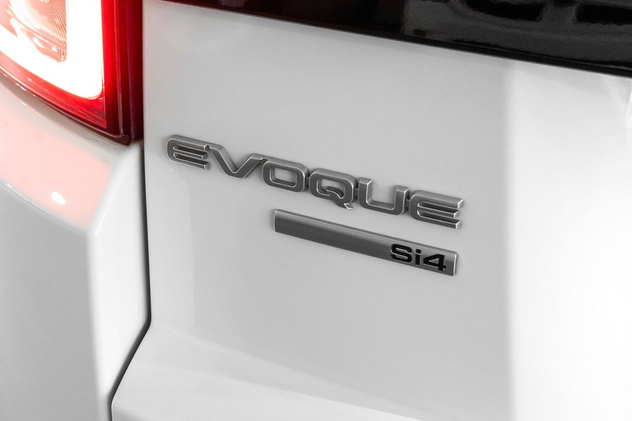 Used Land Rover Range Rover Evoque SE 2.0L SUV (5 Door) 2017 for sale ...