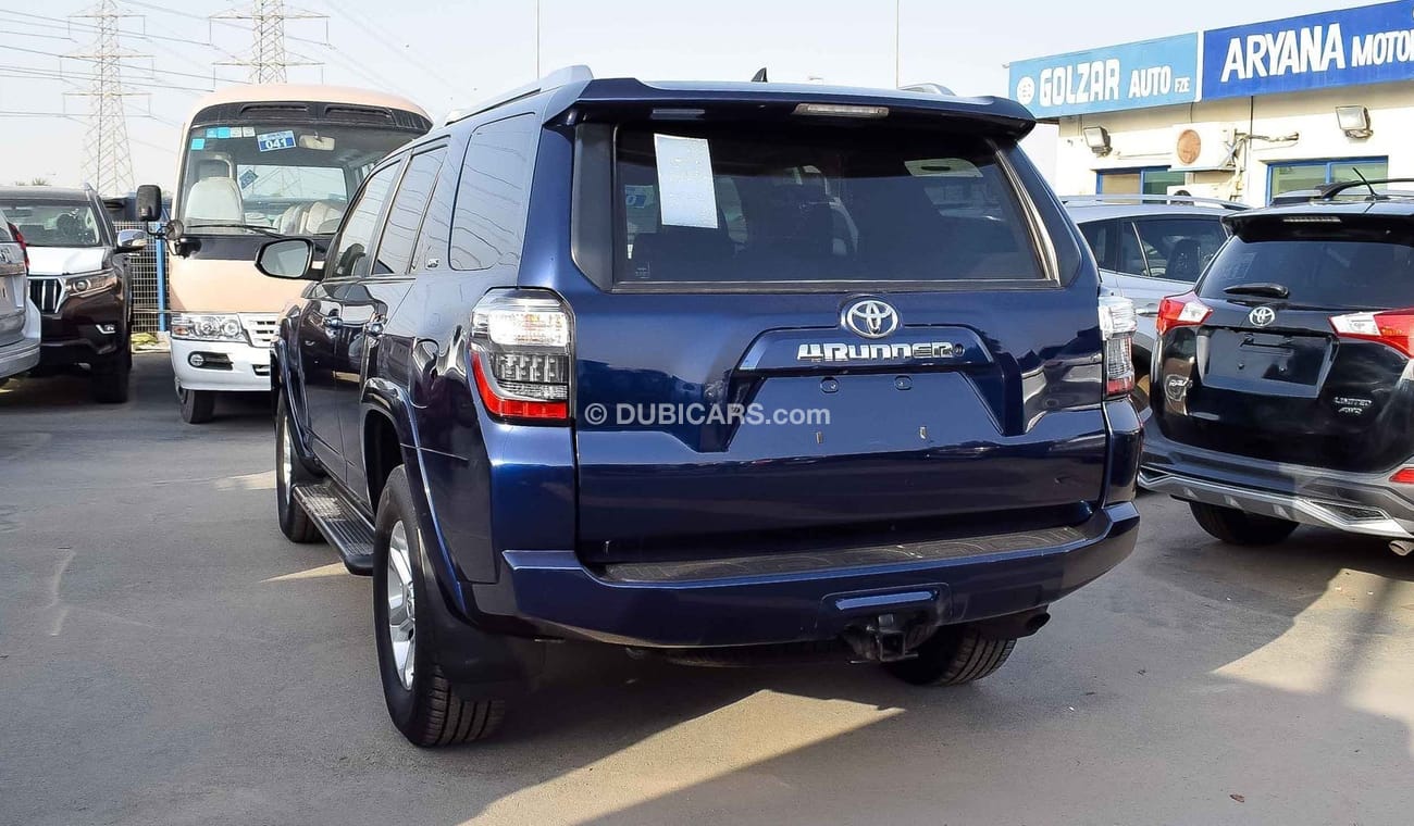 Used Toyota 4Runner 2014 for sale in Dubai - 214023