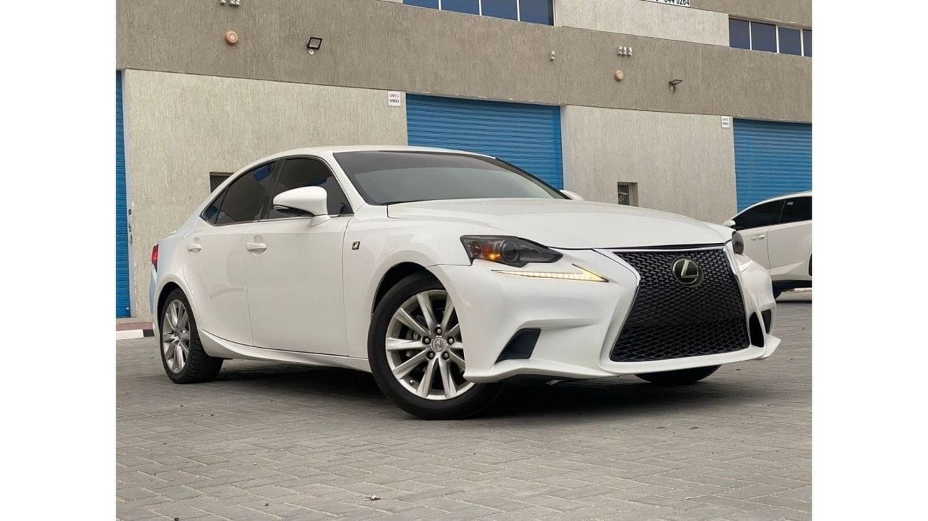 Used Lexus IS250 F Sport 2015 for sale in Dubai - 727573