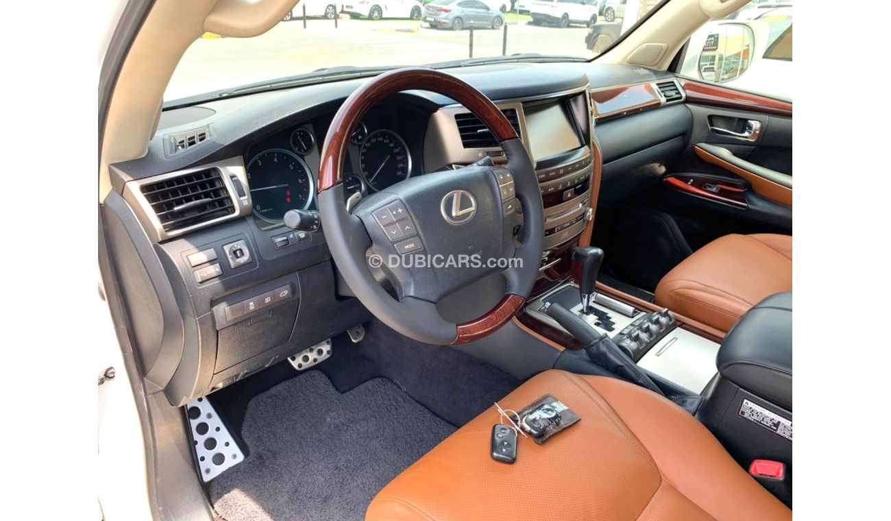 Used Lexus LX 570 2014 for sale in Sharjah - 609935