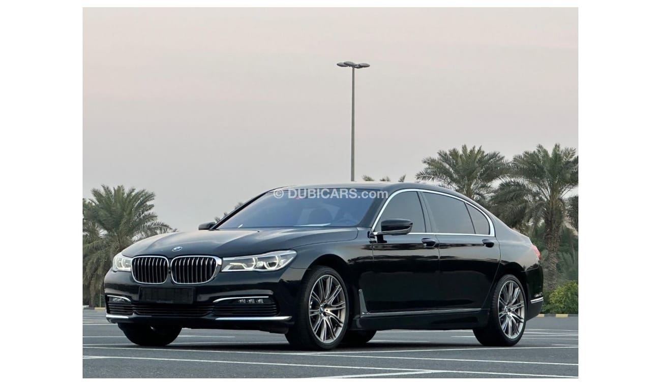 Used Exclusive BMW 730LI 2019 GCC // ORGINAL PAINT // ACCIDENT FREE // PERFECT CONDITION 2019 ...