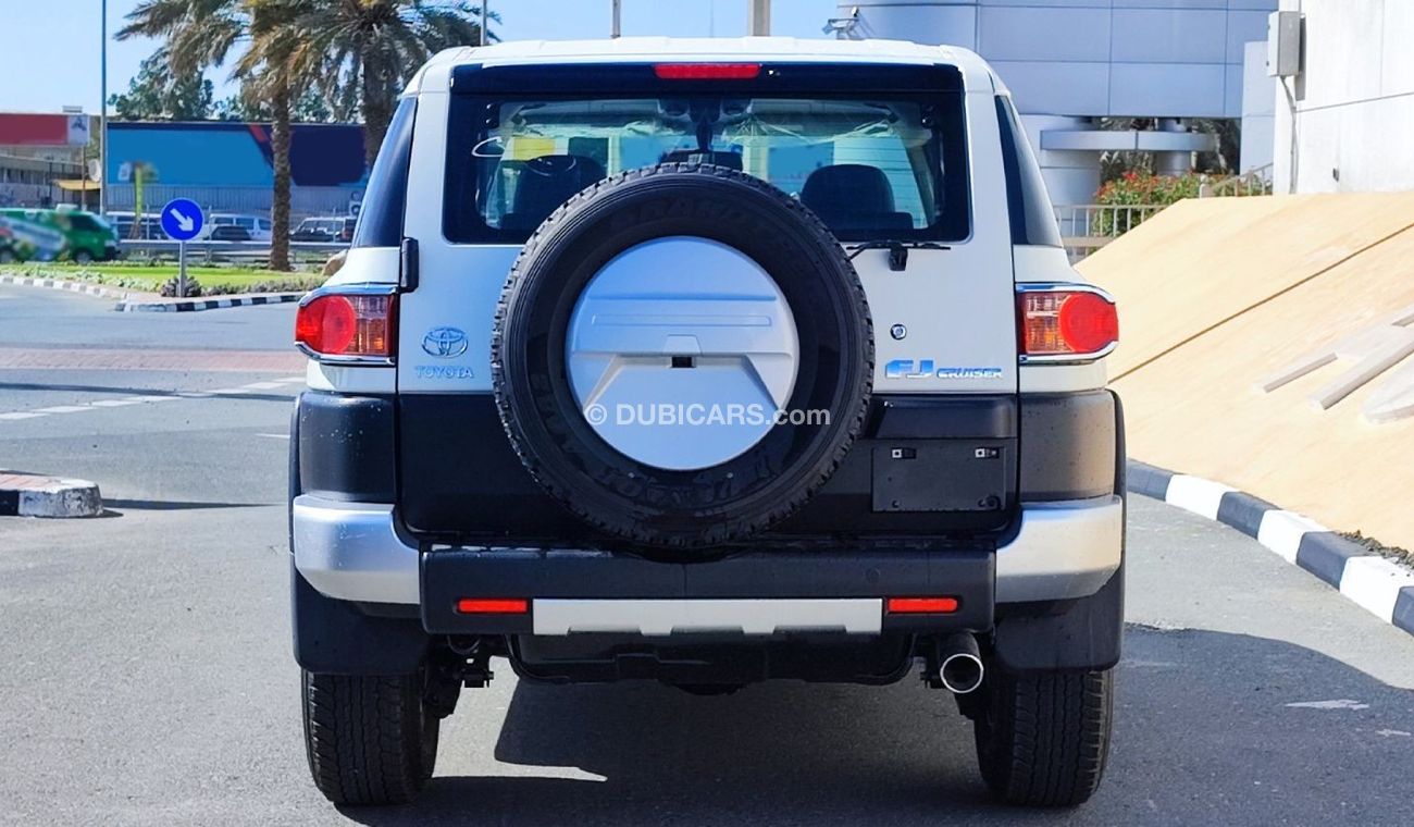 New TOYOTA FJ CRUISER 4.0L 2023 for sale in Dubai - 586760