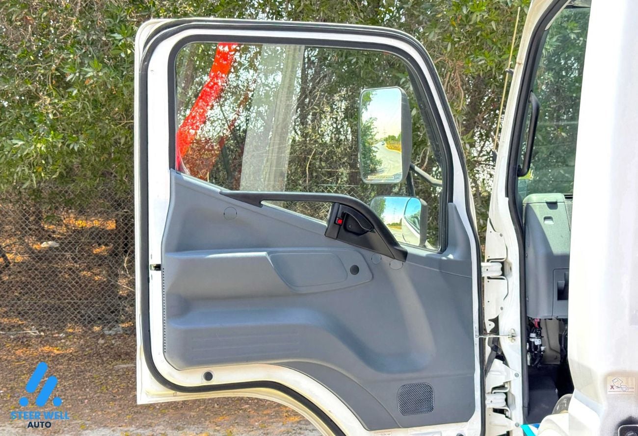 Used Mitsubishi Fuso FA F1 4D37 3.9L RWD 7 Ton Pickup with Crane Diesel ...