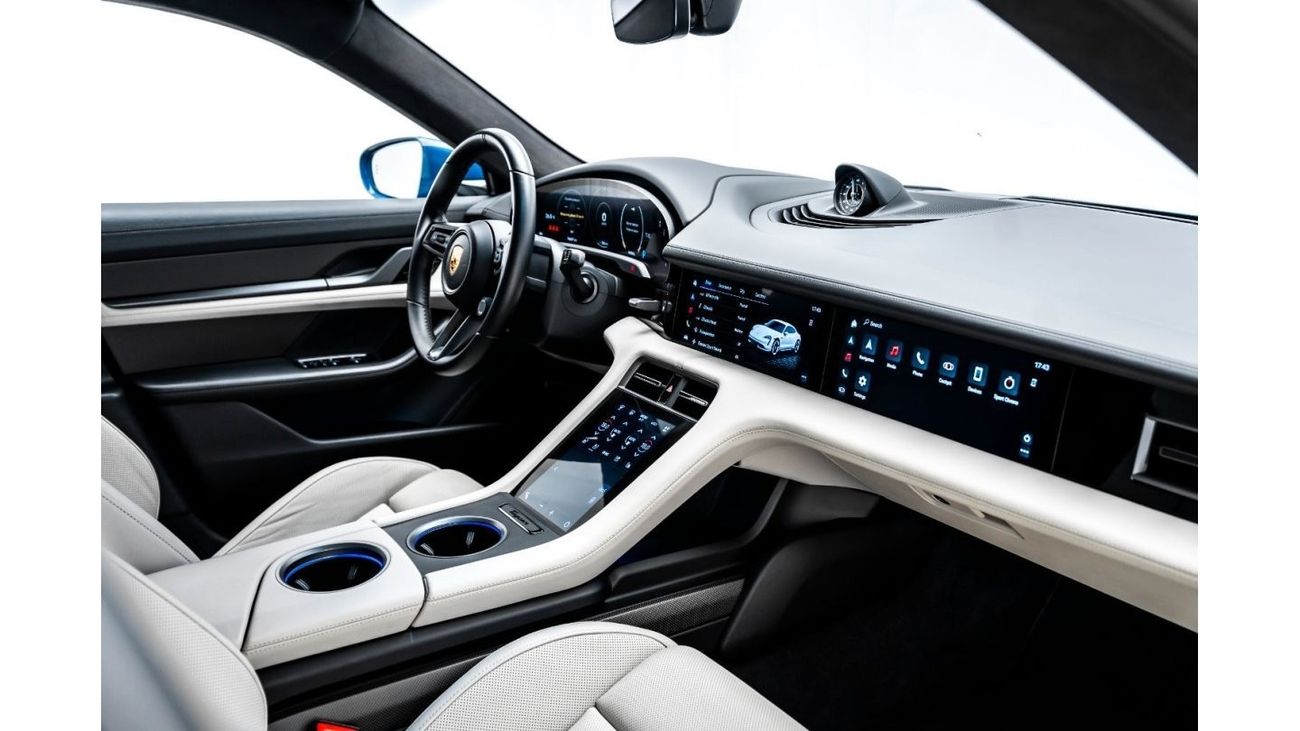 Used Porsche Taycan 2021 for sale in Dubai - 782865