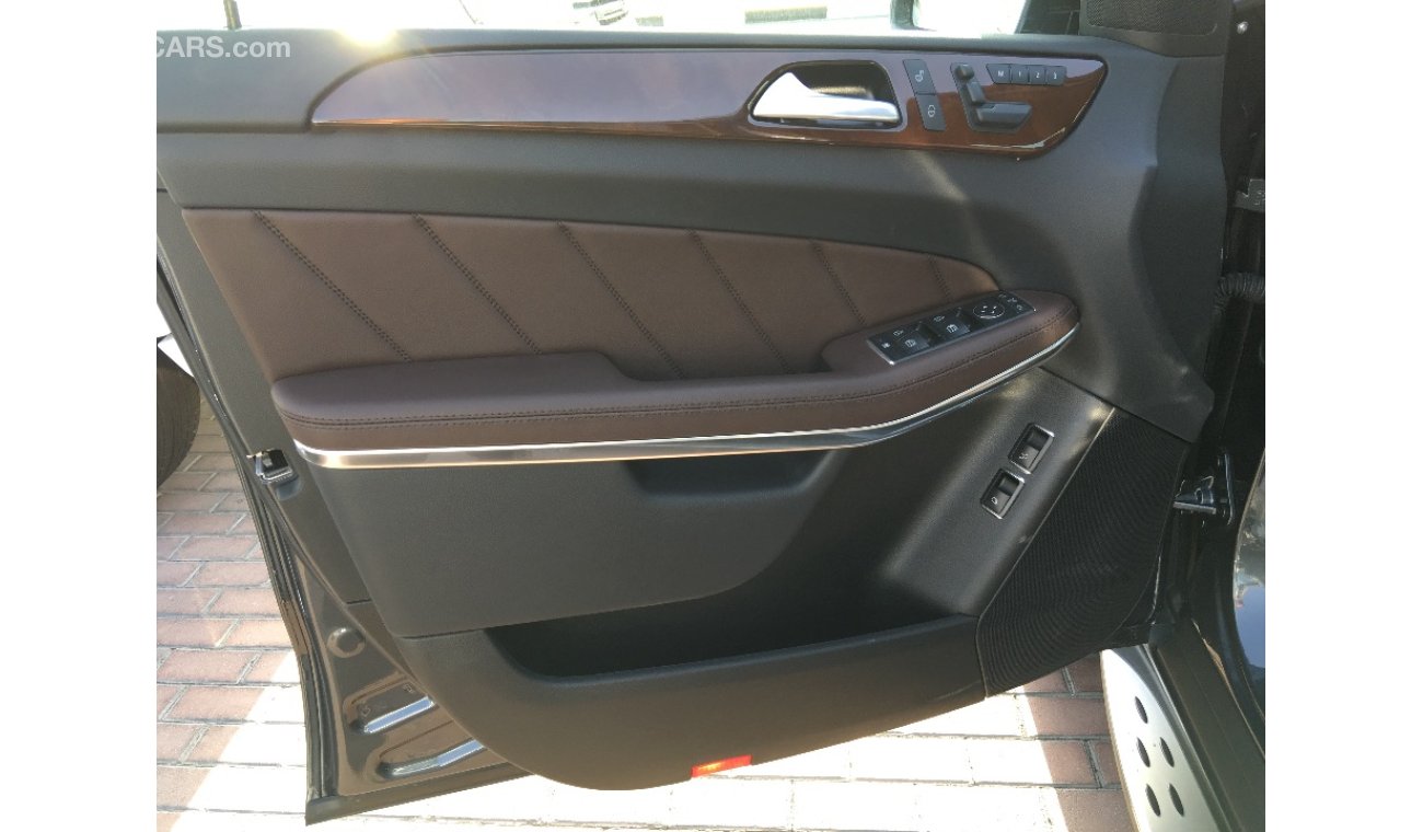 Used Mercedes-Benz GL 500 2015 for sale in Dubai - 60228