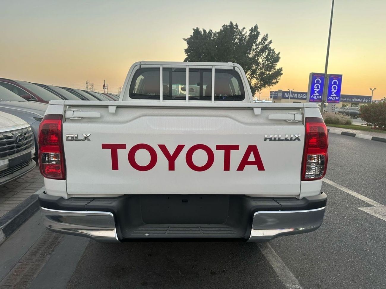 New Toyota Hilux GLX Short 2.7L HILUX 2.7L GLX D/C A/T 2025 2025 for ...