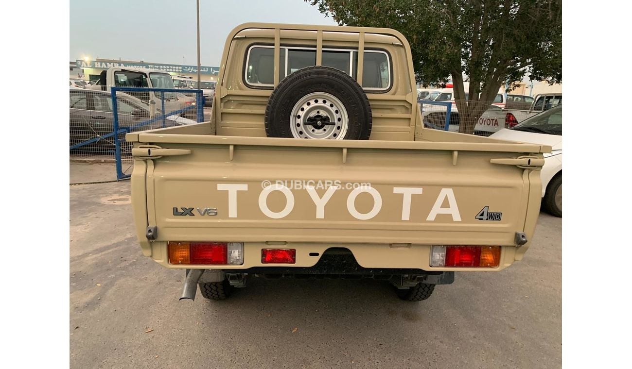 New Toyota Land Cruiser Pick Up v6 diesel 2019 for sale in Dubai - 252212