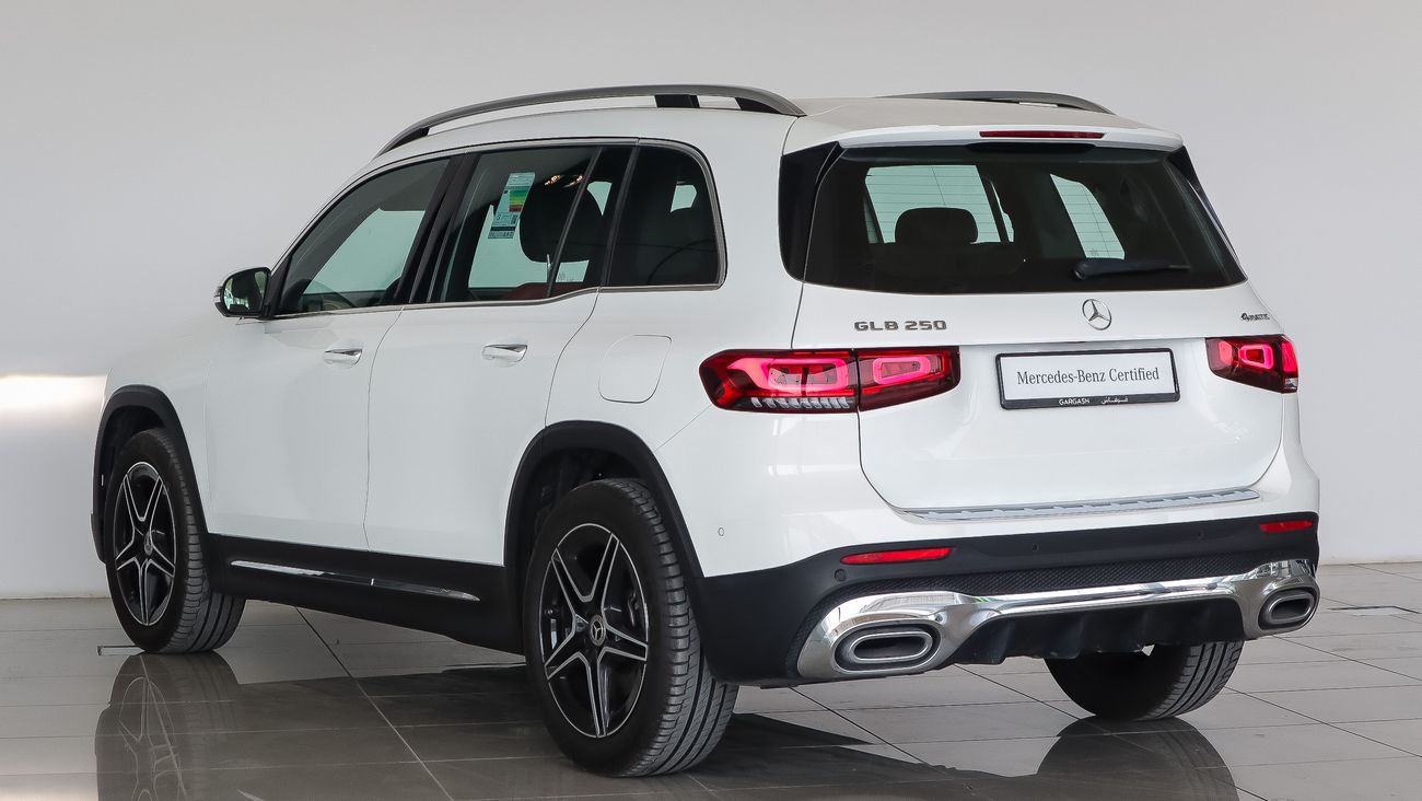 Used Mercedes-Benz GLB 250 4matic 2021 for sale in Sharjah - 496118