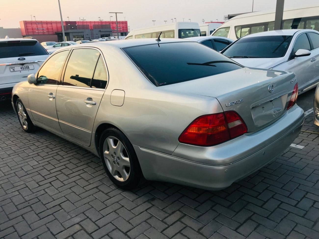 Used Lexus LS 430 2002 for sale in Dubai - 635319