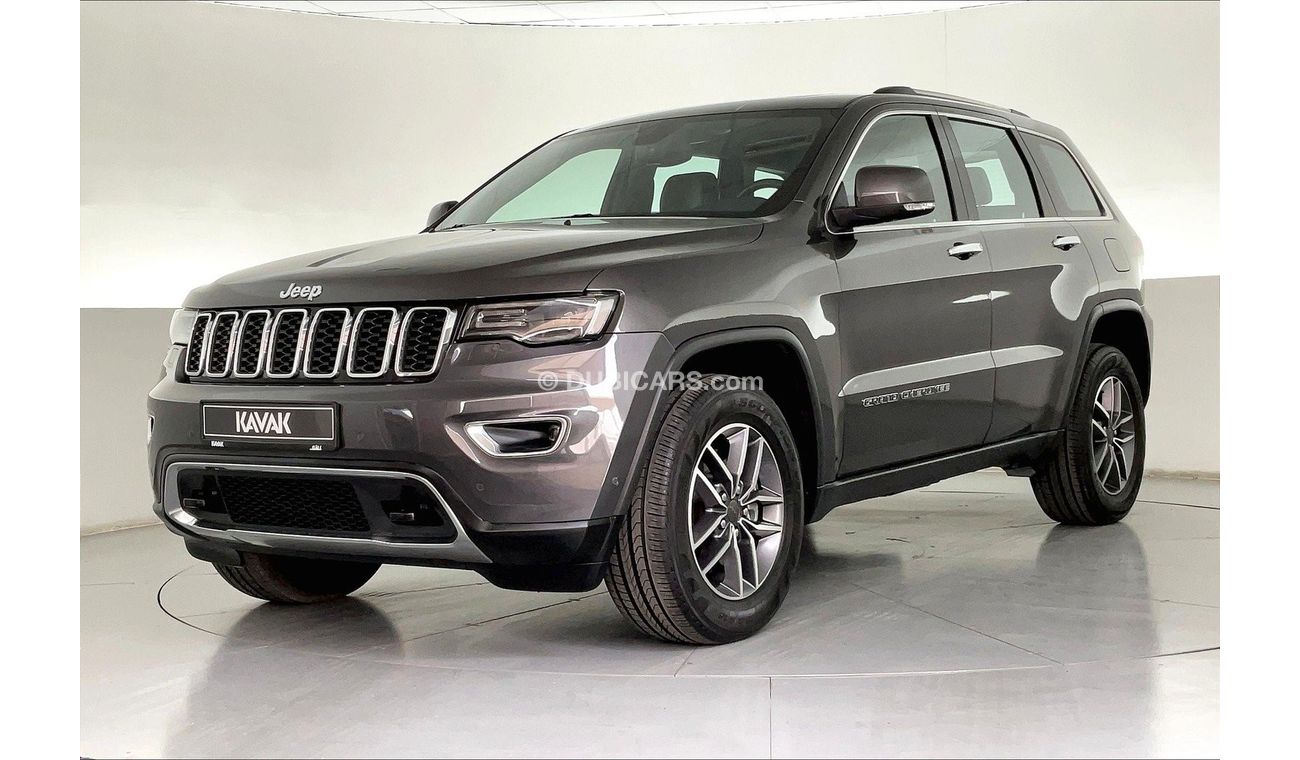Used Jeep Grand Cherokee Limited 2021 for sale in Dubai - 636748