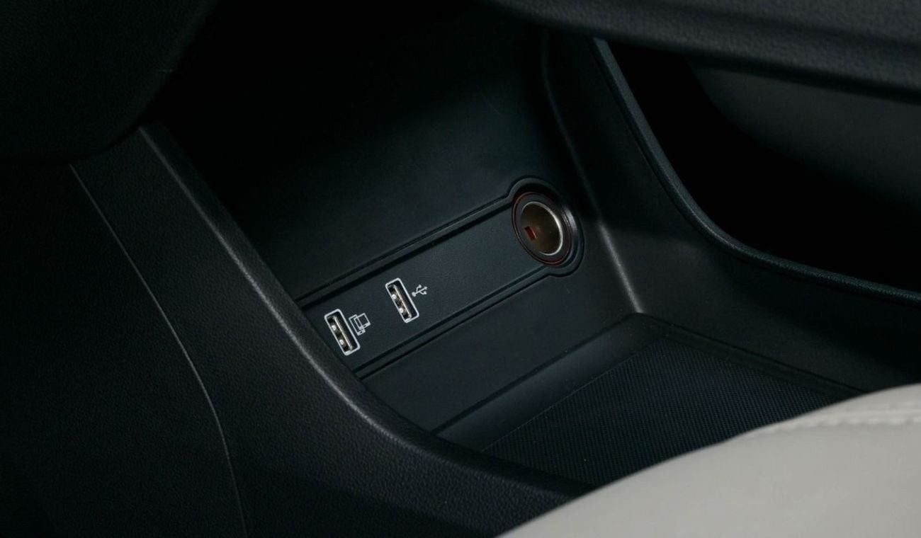 New Brand New MG RX5 Plus Deluxe FOR EXPORT A/T | Petrol | Black/Beige ...