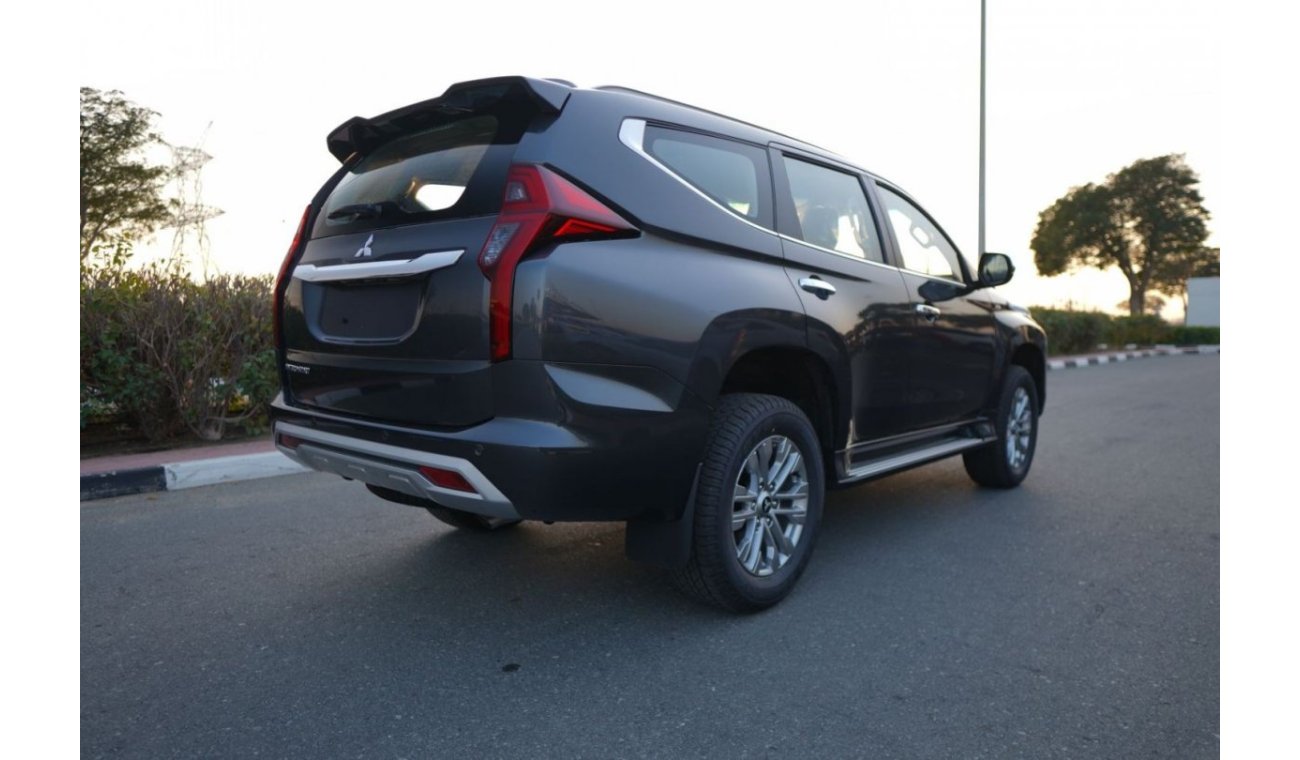 New Mitsubishi Montero GLS 2022 for sale in Dubai - 581732