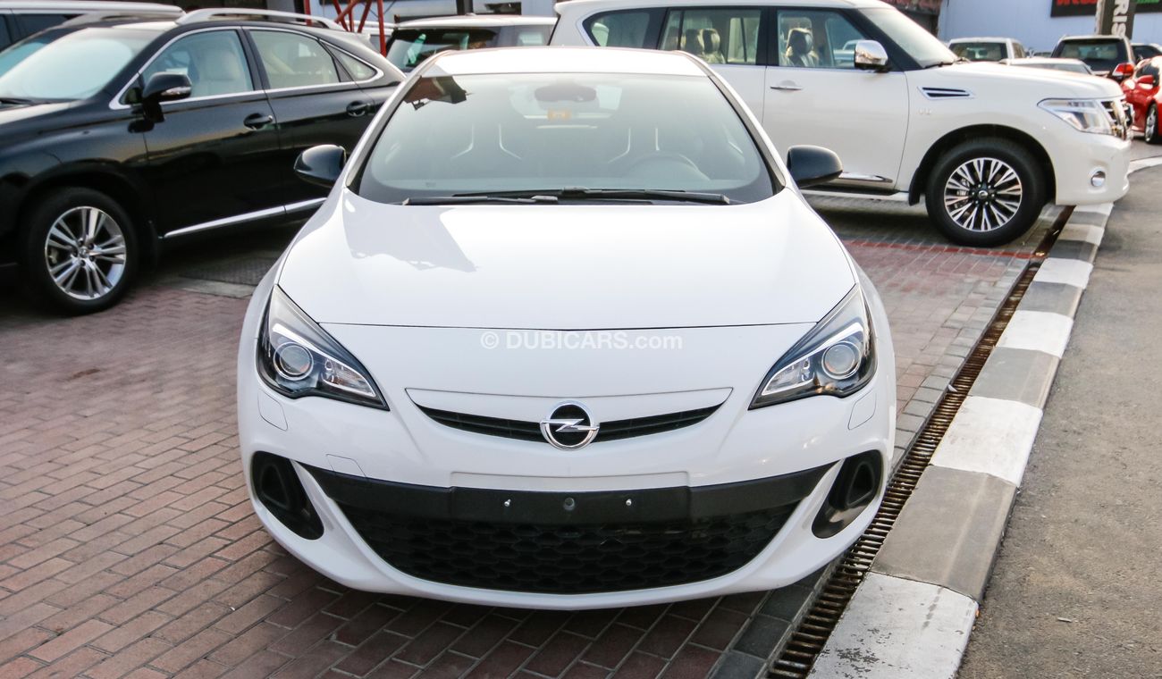 Used Opel Astra OPC 2015 for sale in Dubai - 77017
