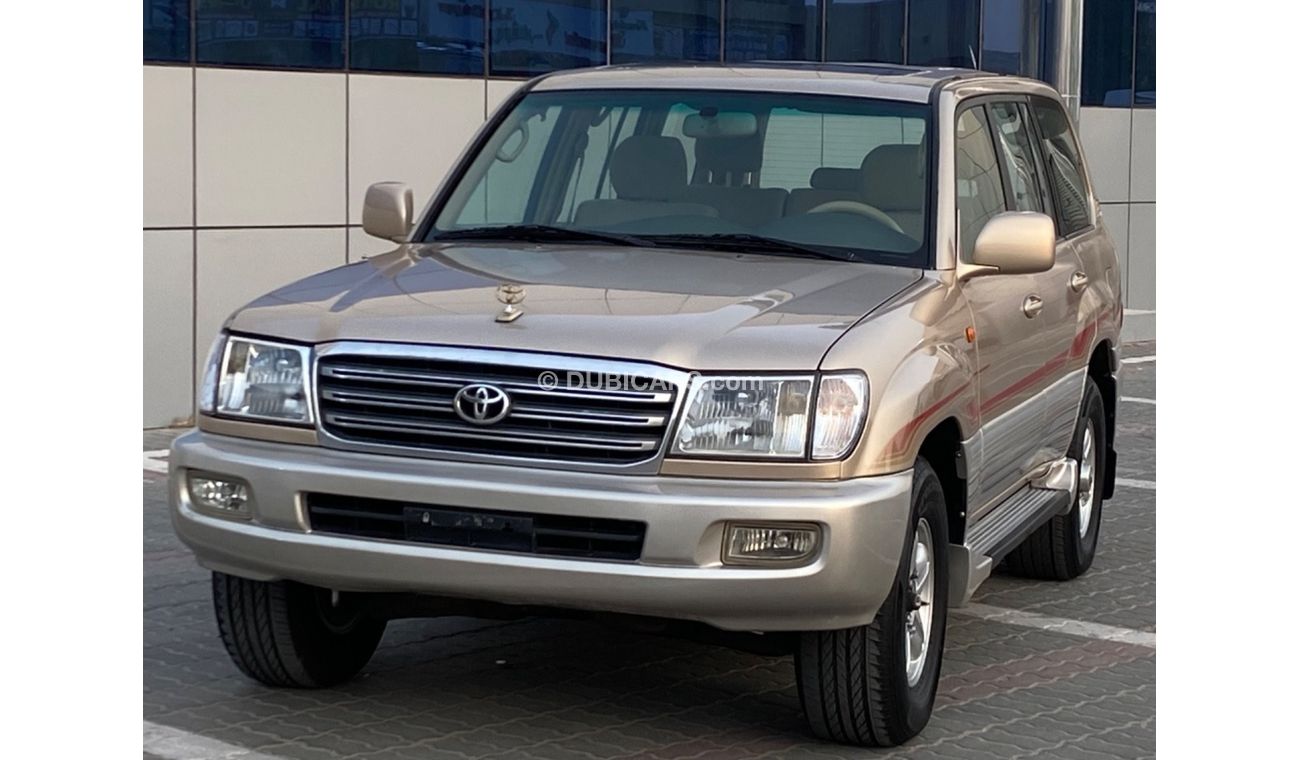 Used Toyota Land Cruiser 2004 for sale in Dubai - 641694