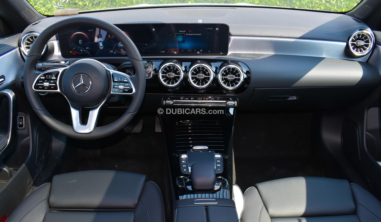 New Mercedes-Benz CLA 200 2022 for sale in Dubai - 551470
