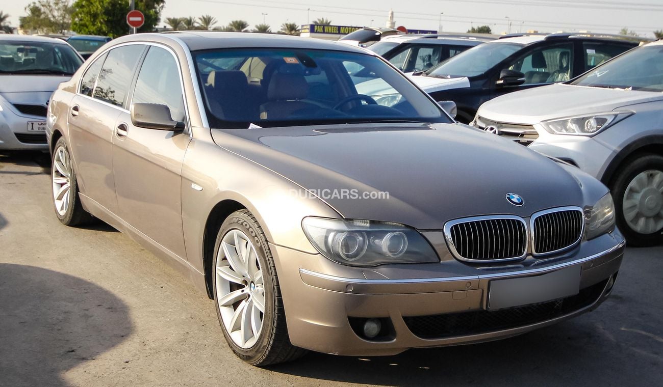 Used BMW 730Li Li 2008 for sale in Dubai - 81120