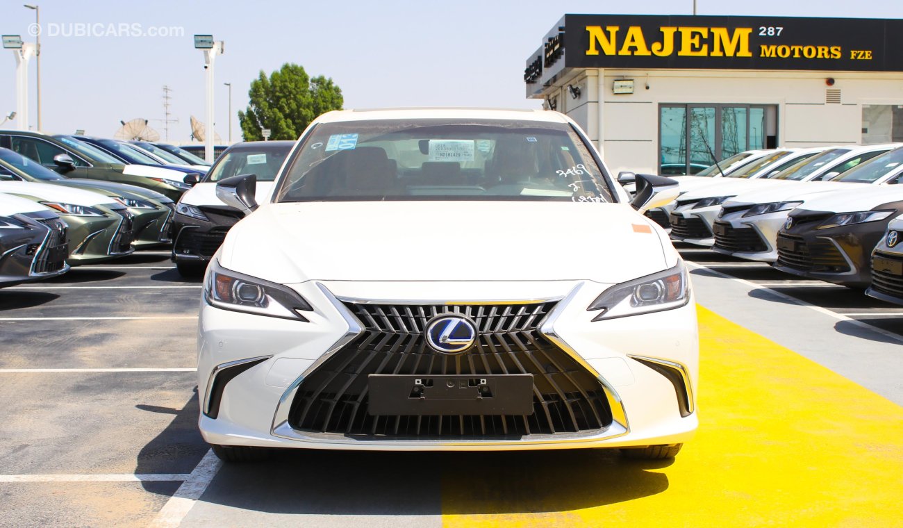 New Lexus ES 300 H 2022 for sale in Dubai - 543461