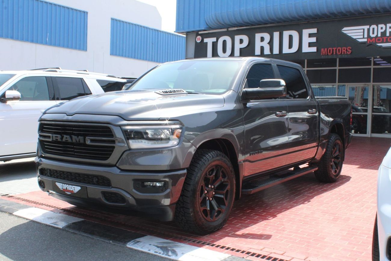 Used RAM 1500 SPORT - 5.7 HEMI 2020 for sale in Dubai - 522151