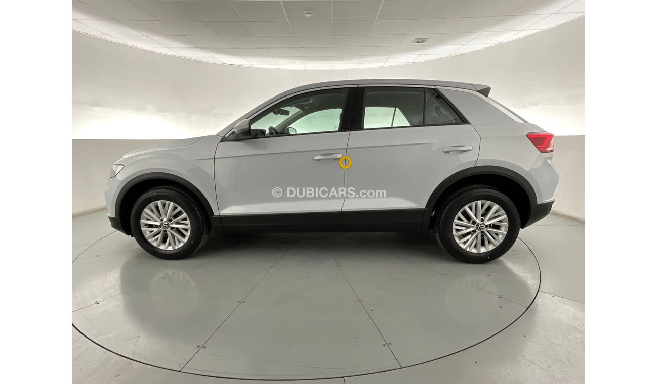Used Volkswagen T ROC Life 2022 for sale in Dubai - 694353