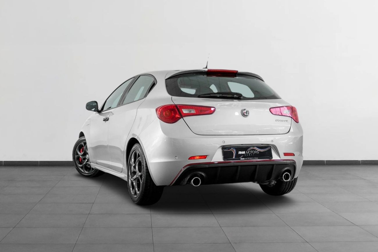 Used Alfa Romeo Giulietta Veloce 2019 for sale in Dubai - 686067