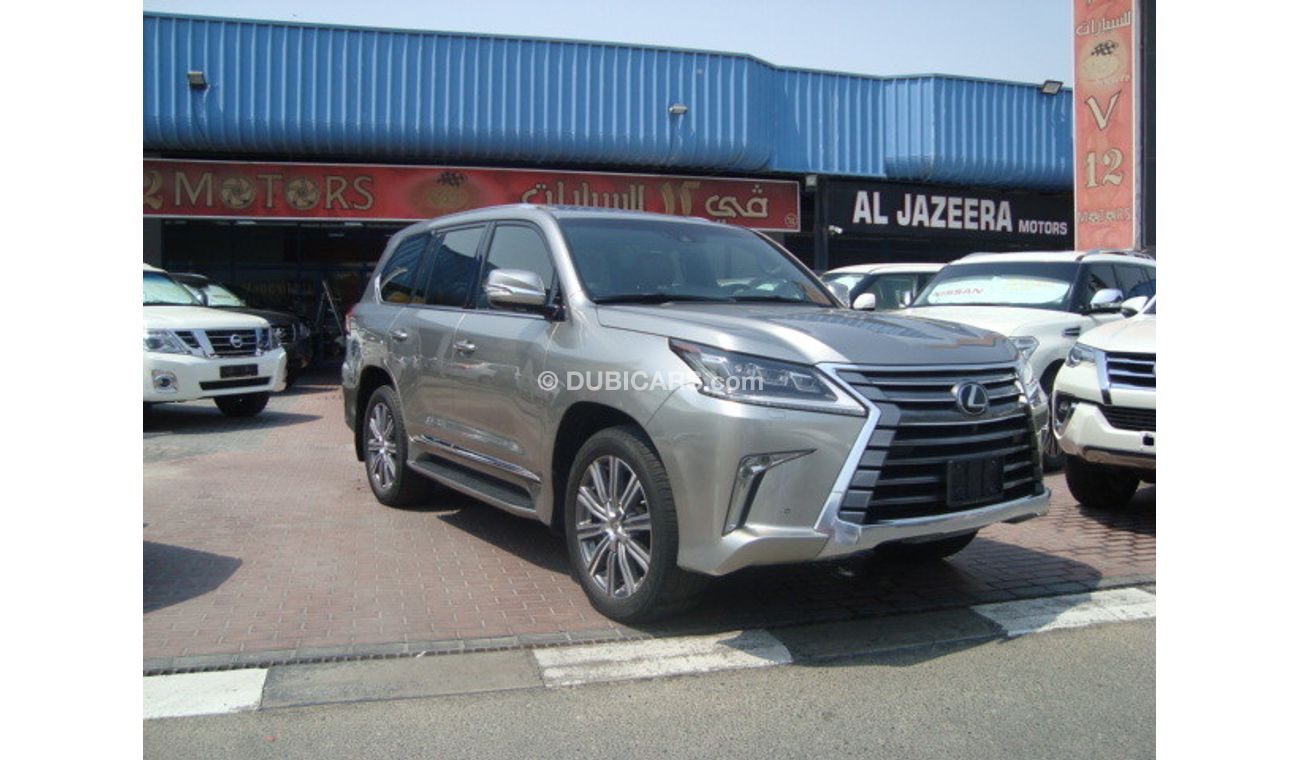 Used Lexus LX 570 TITANIUM 2017 for sale in Dubai - 246994