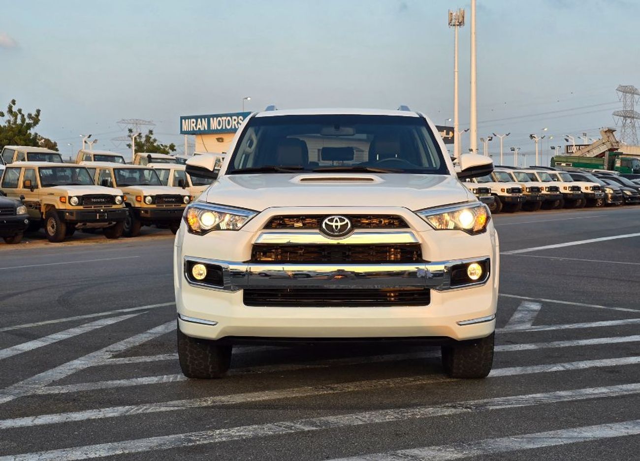 Used Toyota 4Runner 2018 model SR5 leather seats and 4x4 2018 for sale ...