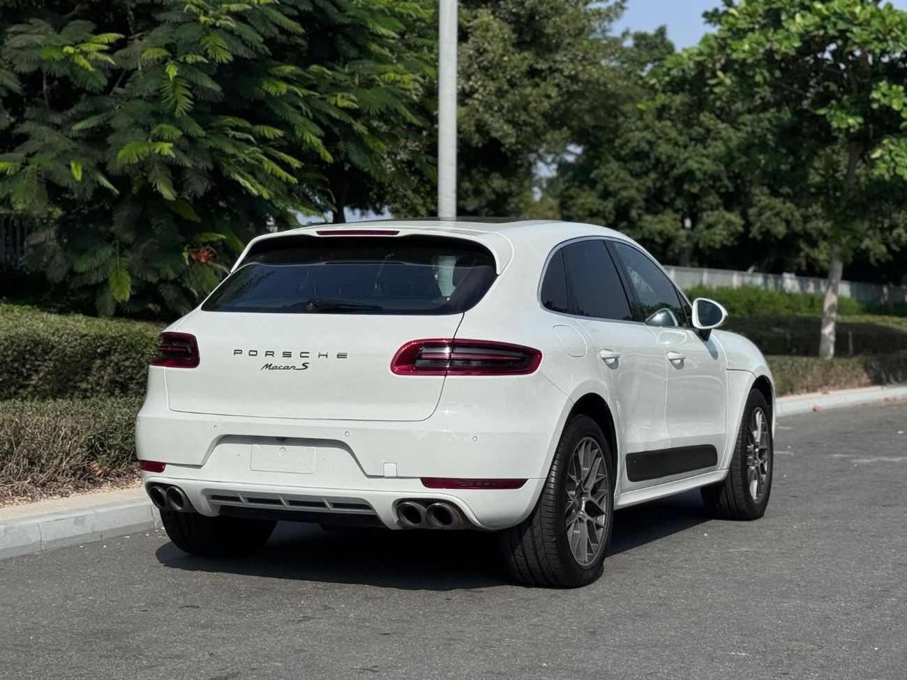 Used Porsche Macan S 2.9L 2015 for sale in Dubai - 803647