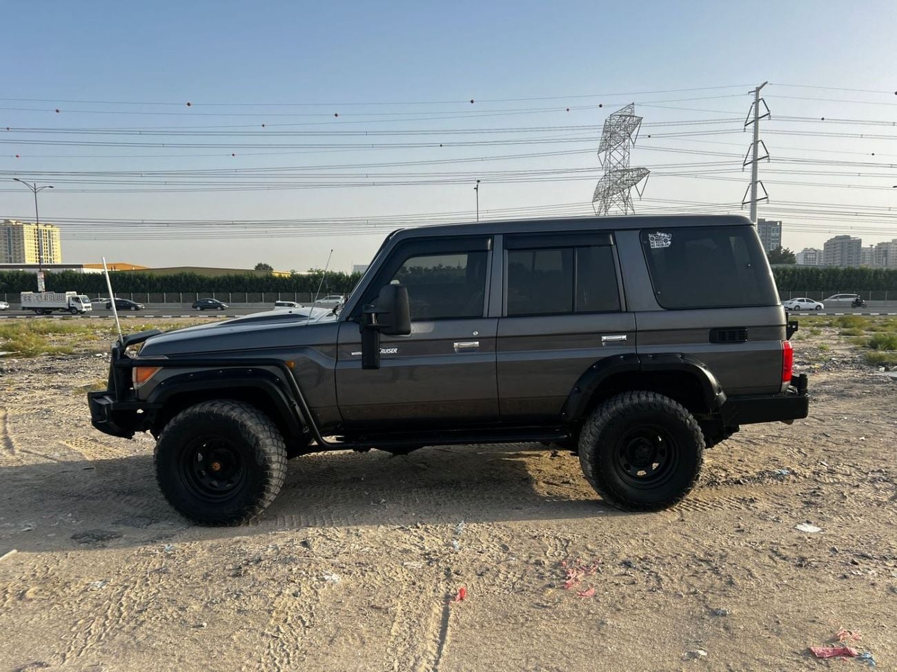 Used Toyota Land Cruiser 70 2012 for sale in Dubai - 745564