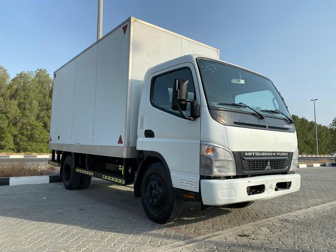 Daewoo BF 106 for sale: AED 65,000. White, 2011