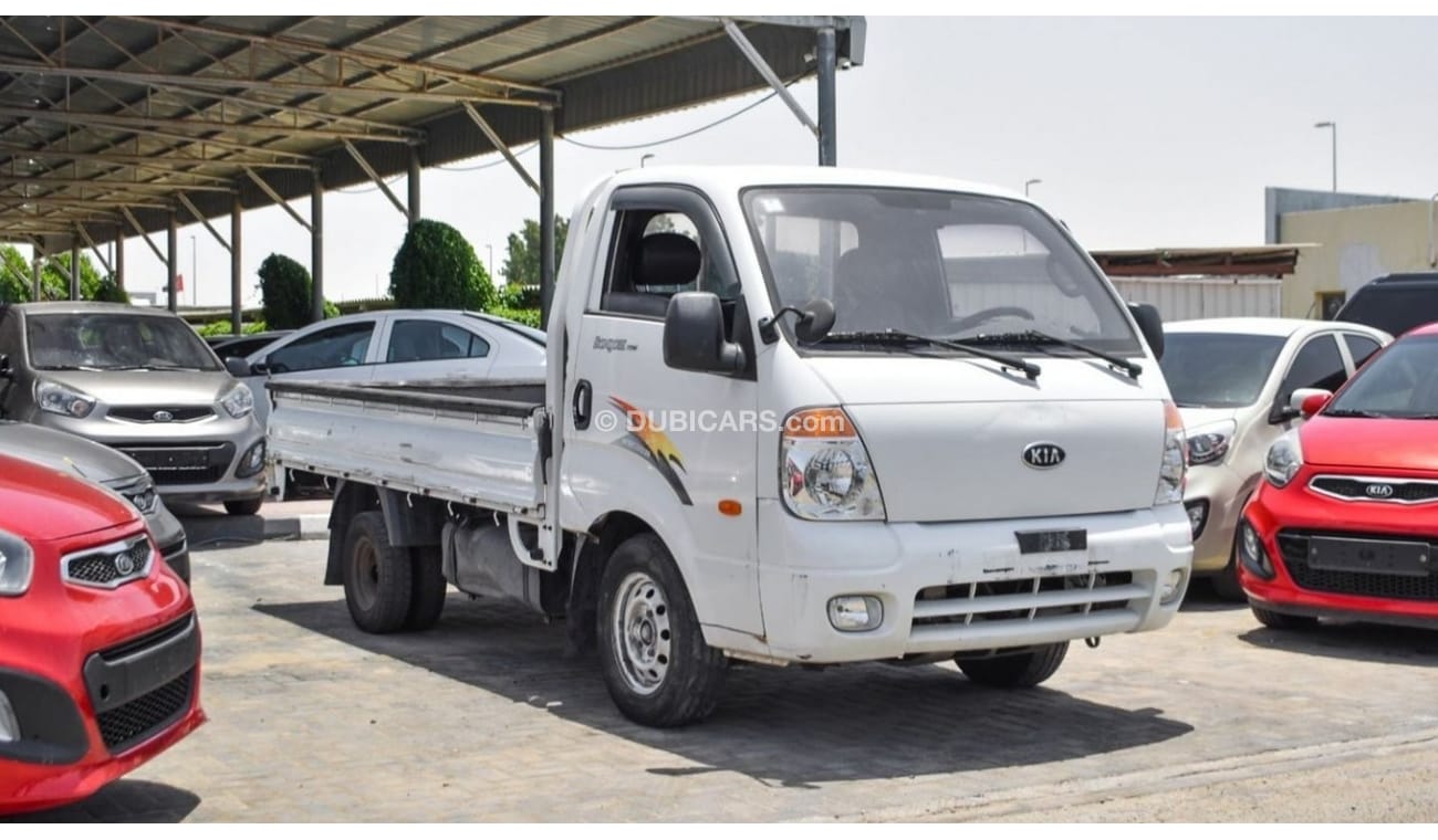 Used Kia Bongo 2005 for sale in Dubai - 631942