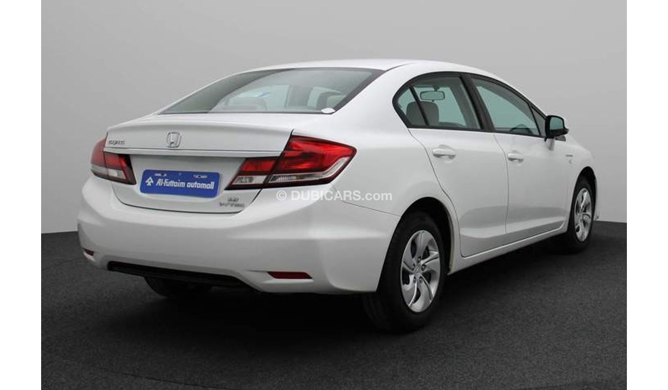 Used Honda Civic LXI 1.8 2015 for sale in Dubai - 610921