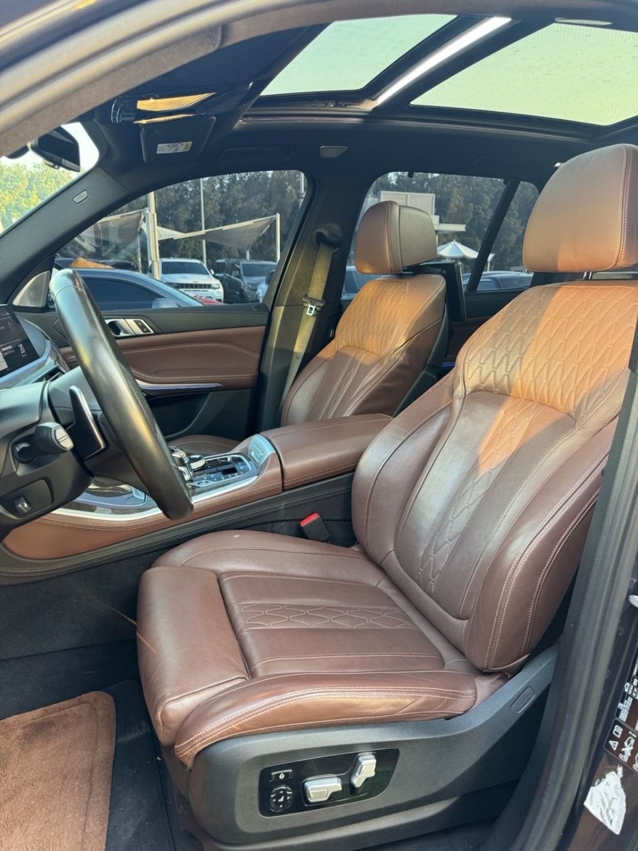 Used BMW X5M Competition 4.4L 2020 for sale in Dubai - 809919