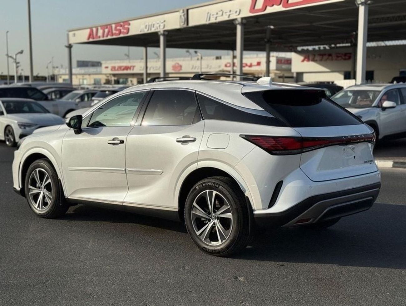 Used Lexus RX350h Hybrid Plus 2.5L Full Option 2023 for sale in Dubai - 825681