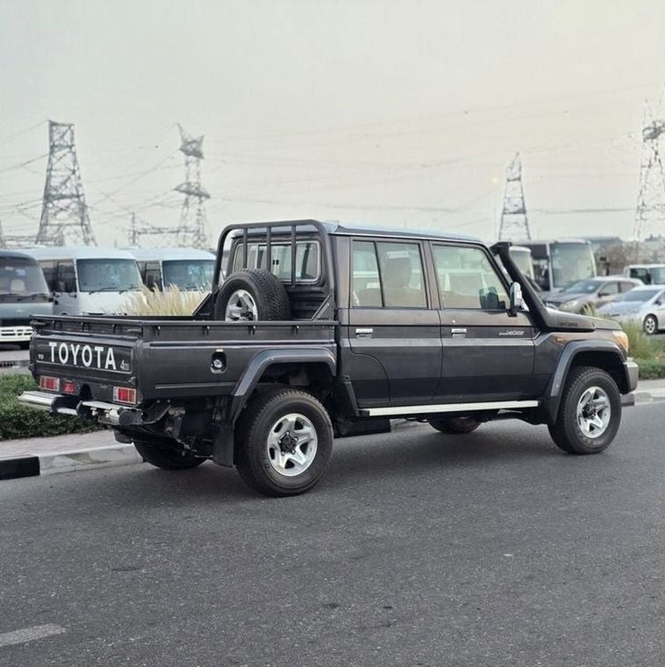 New Toyota Land Cruiser Pick Up 2023 LC79 4.5L V8 Diesel MT Full option 2023 for sale in Dubai ...