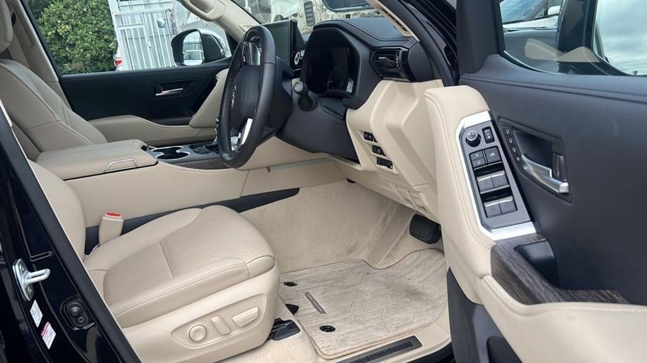 Used Toyota Land Cruiser Land Cruiser lc 300 Model 2022 Engine Petrol ...