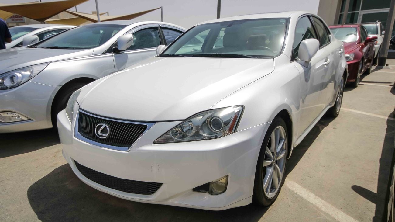 Used Lexus IS250 2006 for sale in Dubai - 120337