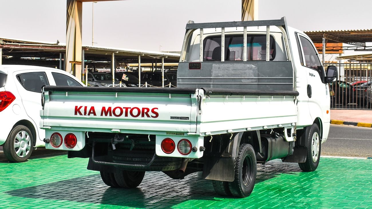 Used Kia Bongo 2008 for sale in Dubai - 662472