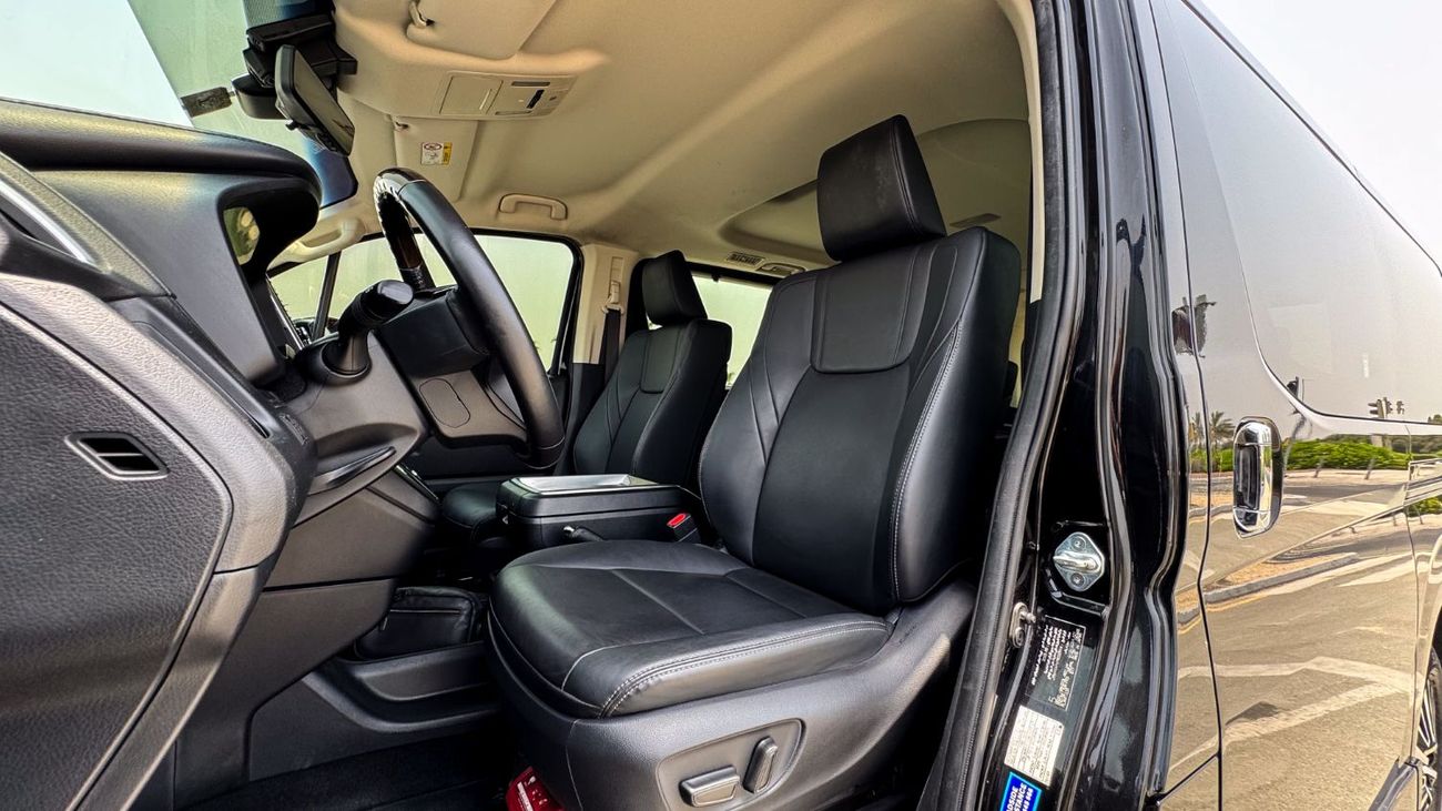 Used Toyota Granvia 3.5L Premium Premium 2023 3.5L V6 Full Service History GCC 2023 for sale in ...