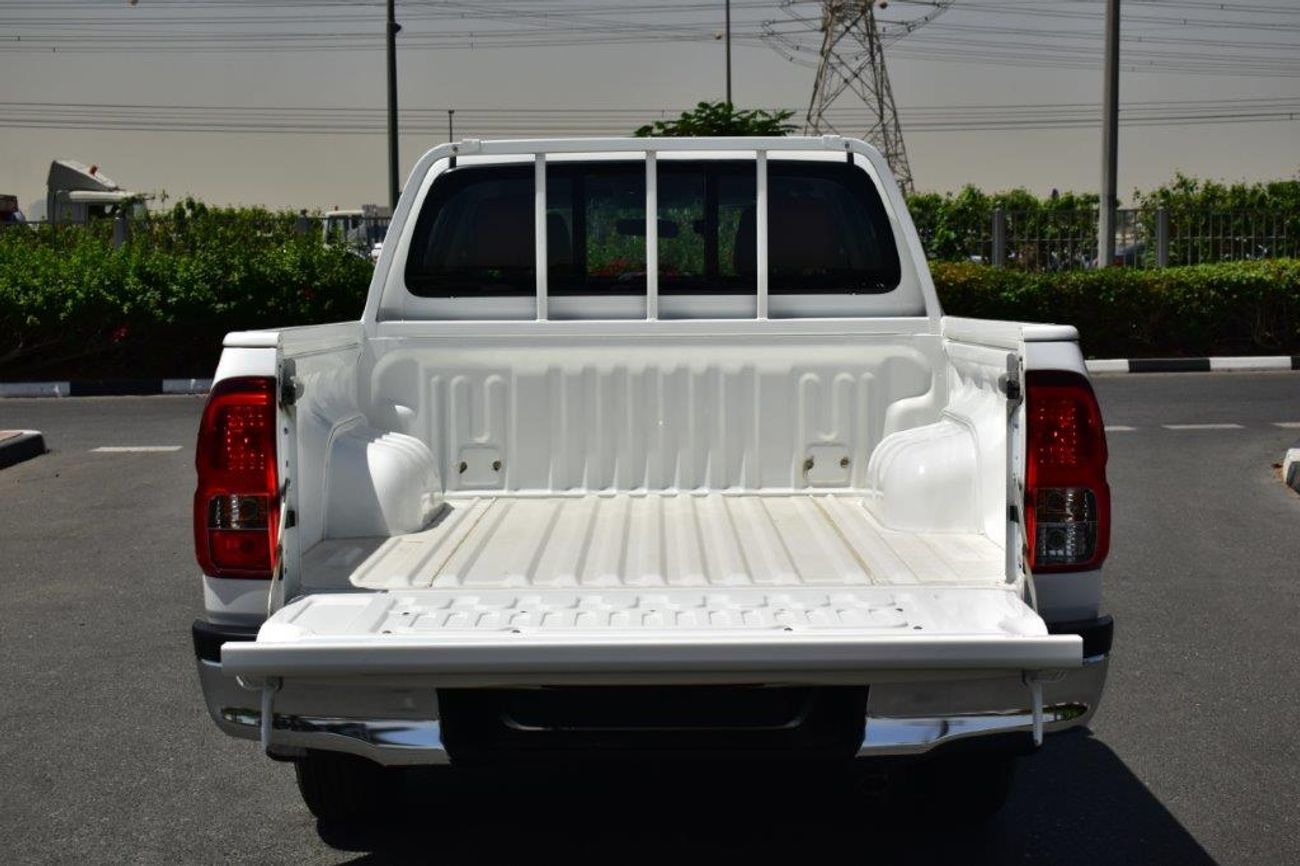 New 2025 MODEL TOYOTA HILUX DOUBLE CAB GLS-G 2.7L 4X2 AUTOMATIC 2025 for sale in Dubai - 864376