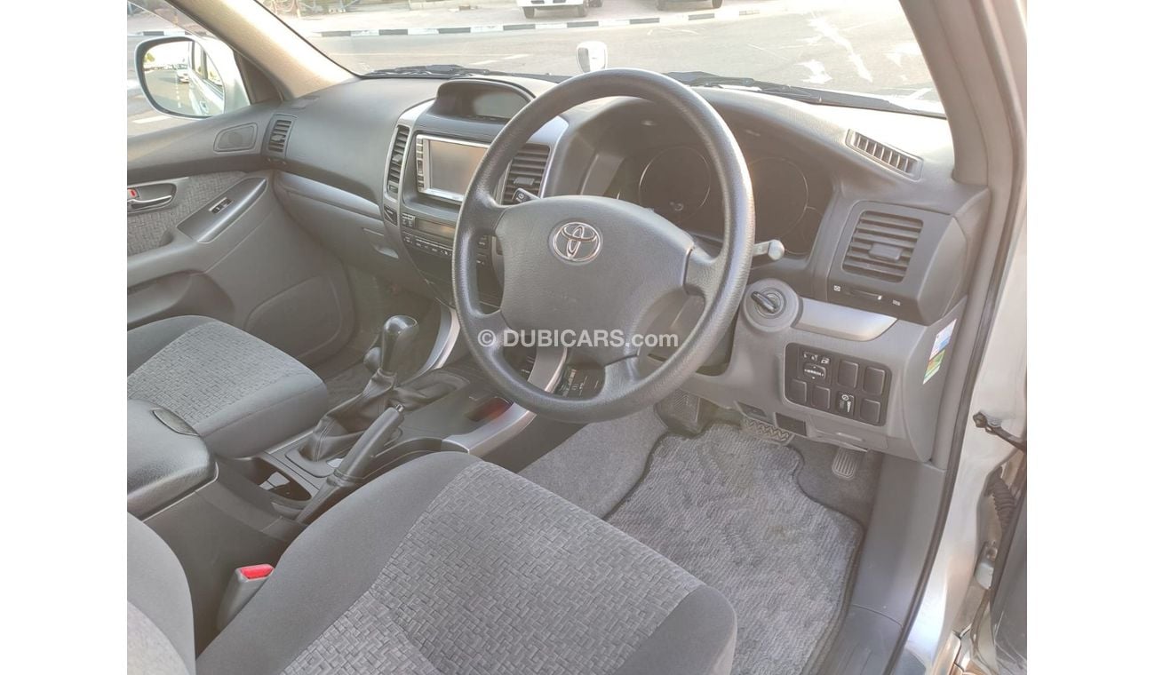 Used Toyota Prado TRJ120-5012697 2005 for sale in Dubai - 567117