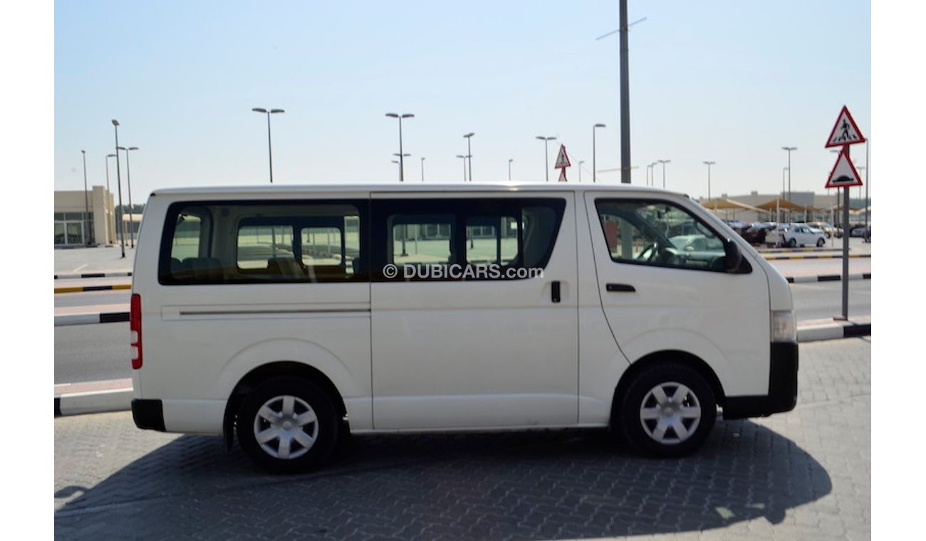 Used Toyota Hiace STANDARD ROOF 15 SEATER BUS GCC SPECS 2014 for sale ...