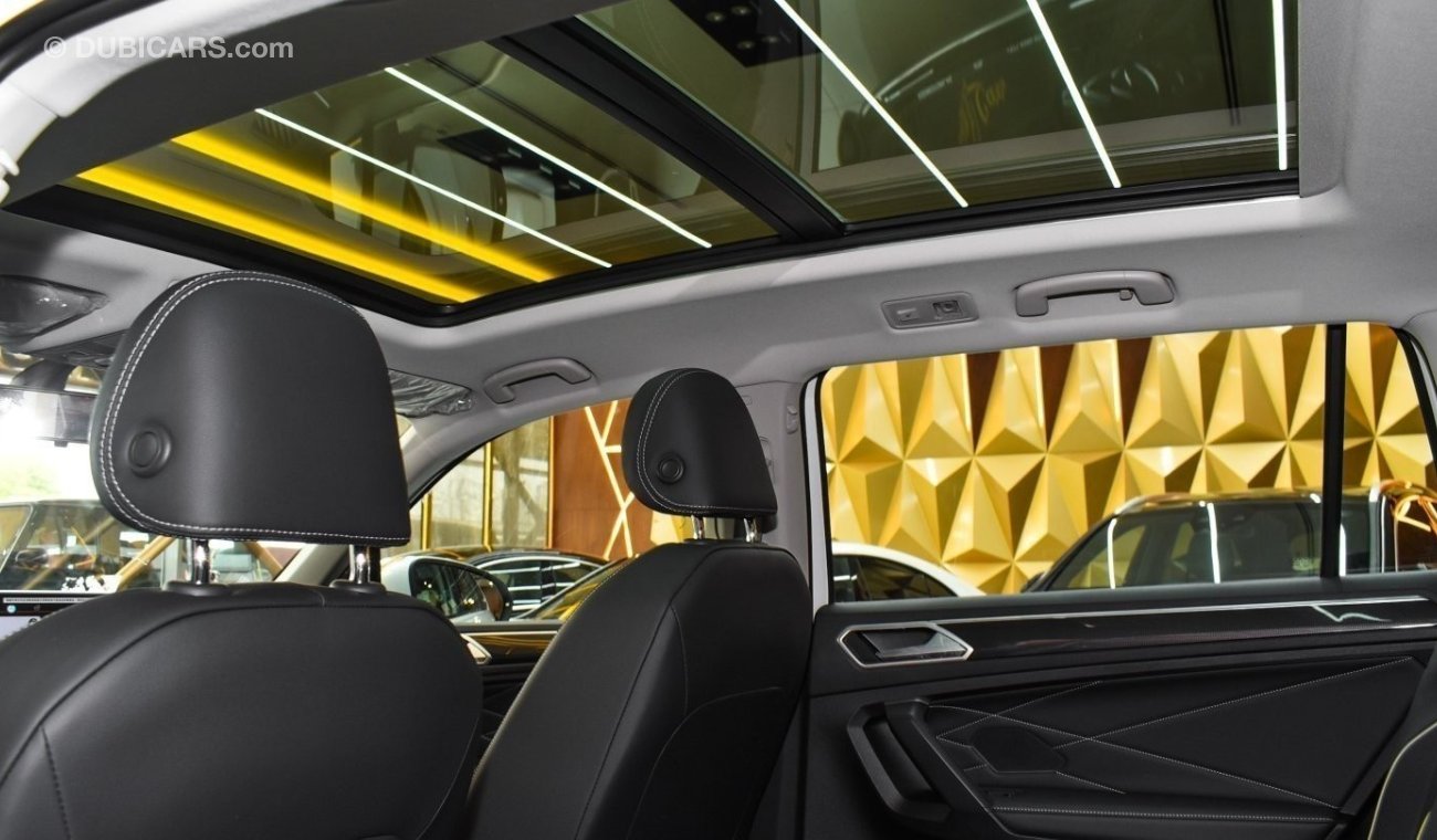 New VOLKSWAGEN TIGUAN 300 TSI 2WD | 2023 2023 for sale in Dubai - 720403