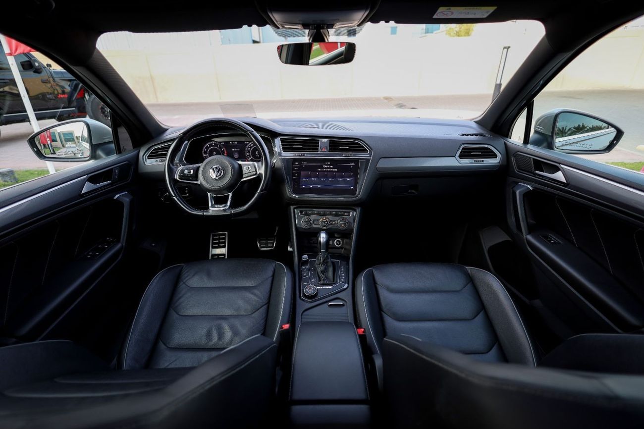 Used Volkswagen Tiguan R-Line 2019 GCC under Warranty with Flexible ...