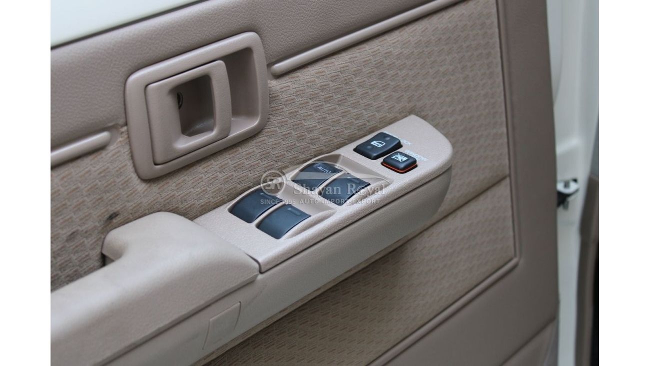 جديدة تويوتا لاند كروزر هارد توب LHD LC76 4.5L TDSL-E V8 4WD 5DR 5S MT 2024MY WITH ROOF RAIL ...