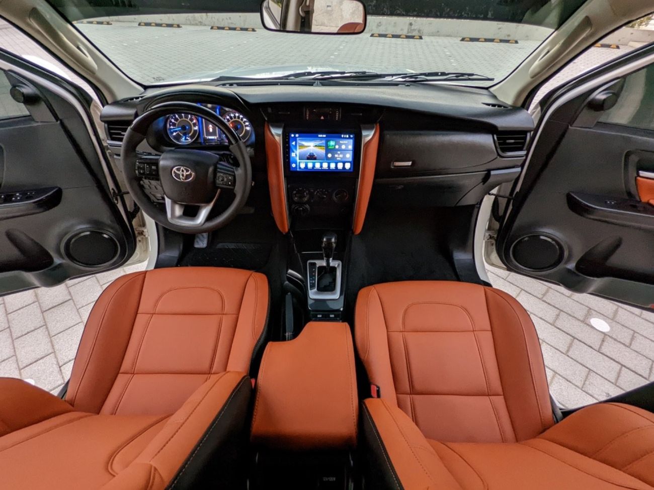 Used Toyota Fortuner 2018 for sale in Dubai - 704301