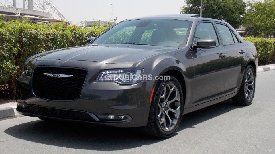 New Chrysler 300s Brand New 2016 V8 5.7L HEMI WITH 3YRS/60000 KM AT THE ...