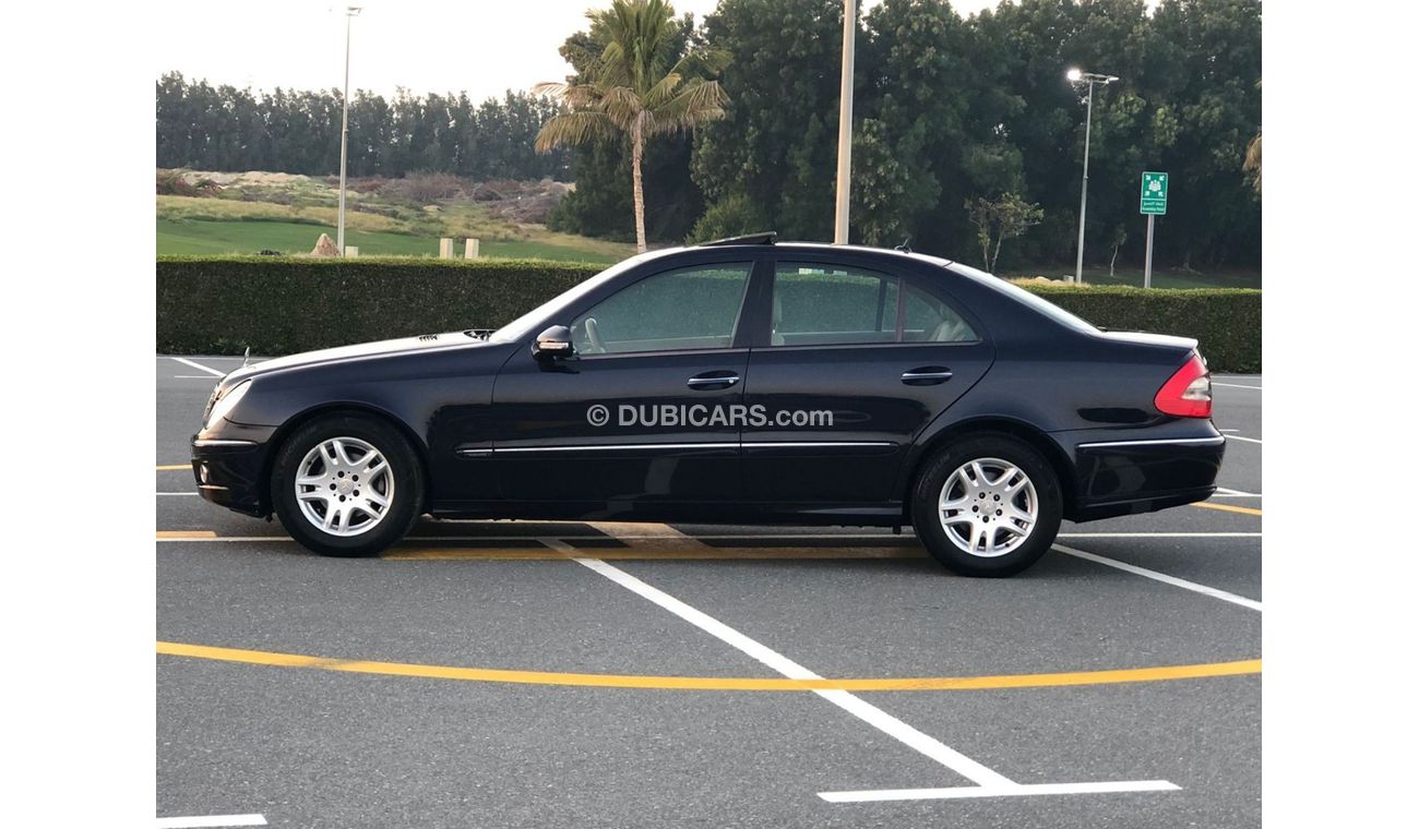 Used Mercedes-Benz E200 2009 for sale in Dubai - 585396