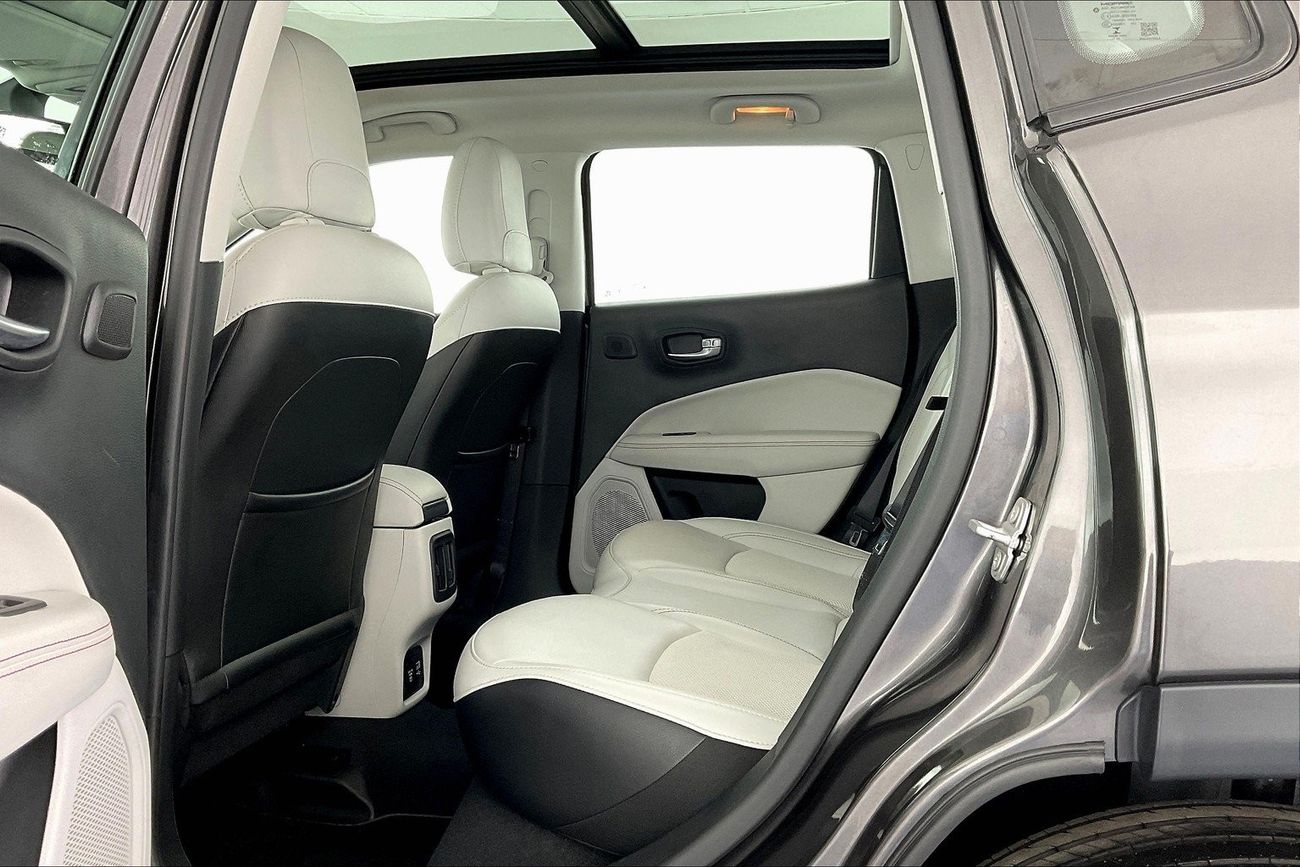Used Jeep Compass Limited 2020 for sale in Dubai - 577485