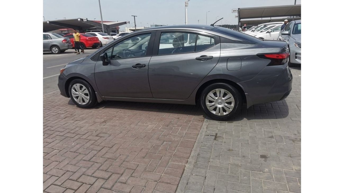 Used Nissan Versa 2020 for sale in Sharjah - 732287